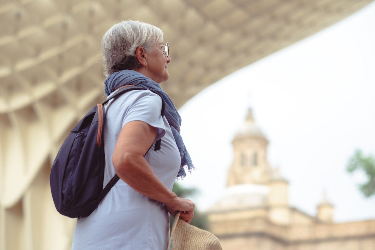 Travel Tips for Seniors: Exploring the World Safely and Comfortably ...